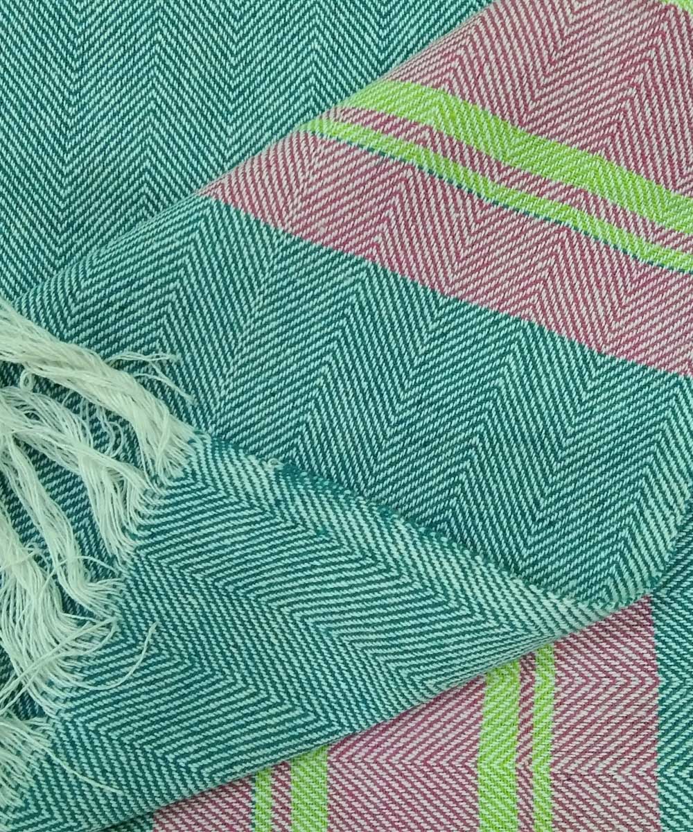 Sky blue off white handwoven cotton cotton AC blanket – GoSwadeshi